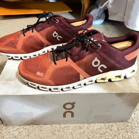 On Running | Shoes | 69 Authentic On Running Swiss Engineering ...